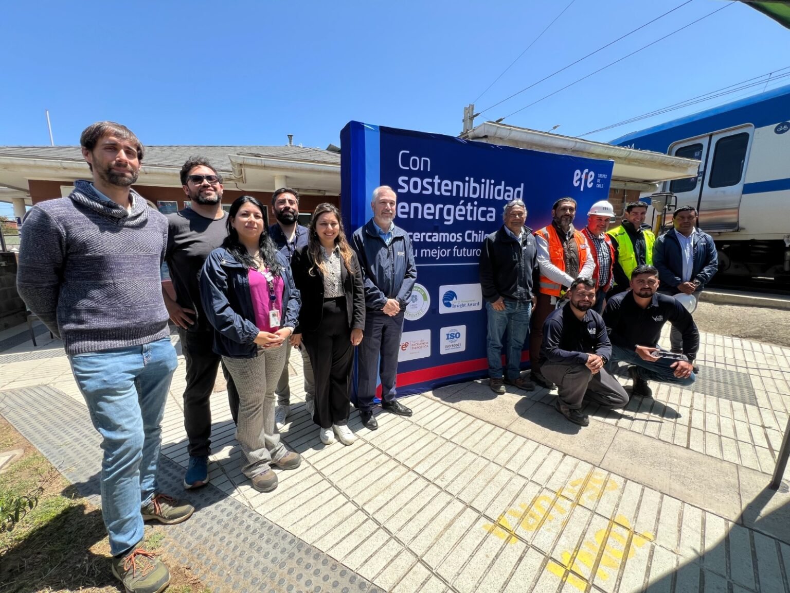 Sol sobre rieles: EFE Valparaíso inaugura su primera planta solar en El ...